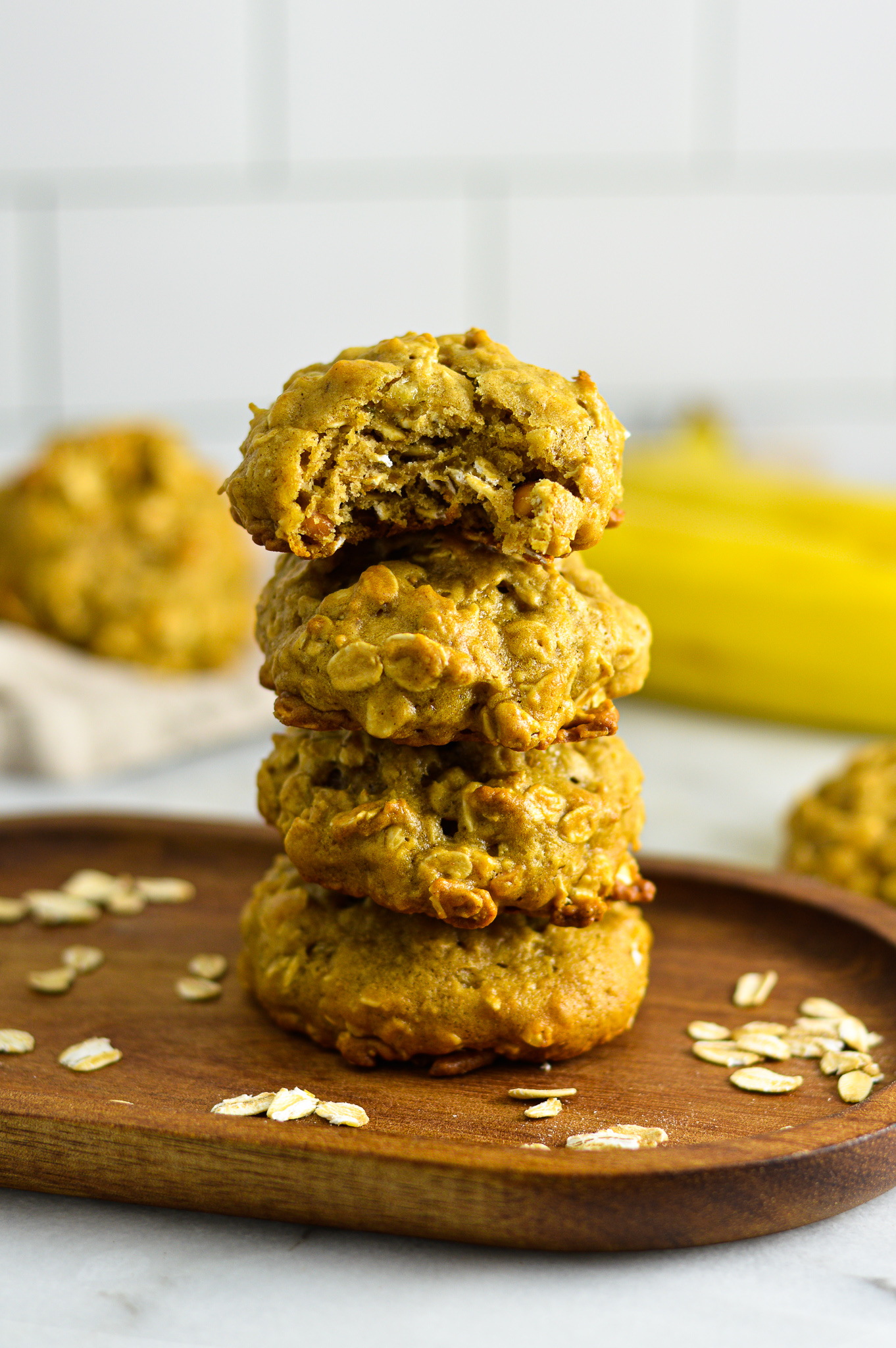 Healthy Peanut Butter and Banana Oat Cookies - A Taste of Madness